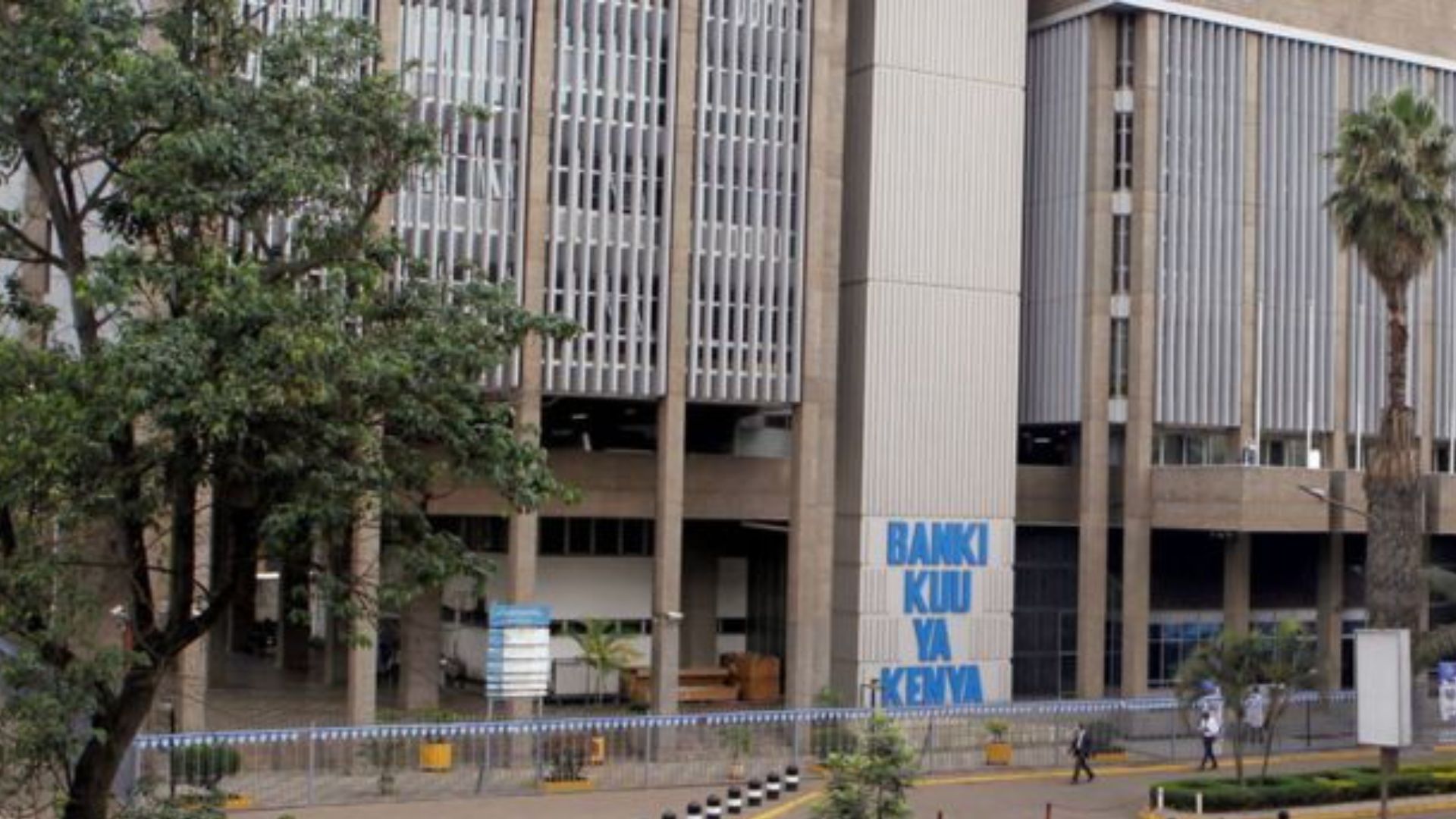 Central Bank Slashes CBR to 9.25% Amid Inflation Stability - FlashNews